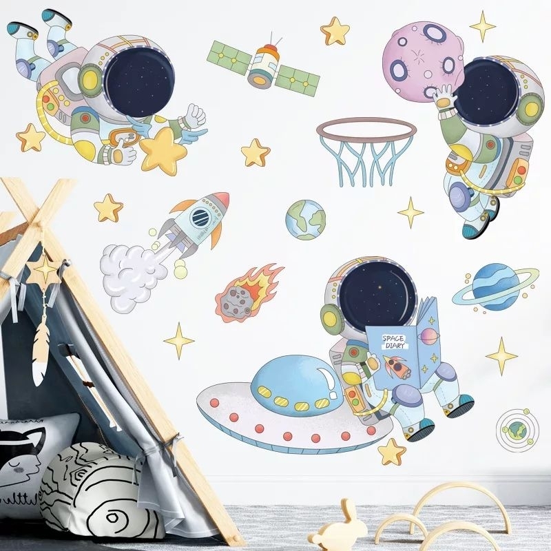 Jual Wallsticker Dinding estetik Astronot Roket Bulan / Planet - Stiker ...