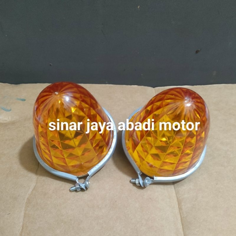 Jual LAMPU SAMPING BOX ATAU TRUK LAMP SIGNAL KM-3 PLASTIK SET KIRI ...