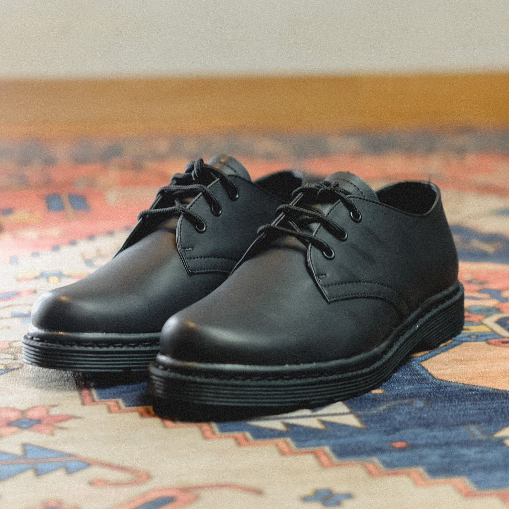 Jual Walko - Sepatu Pria Docmart Layden Derby Black on Black | Shopee ...