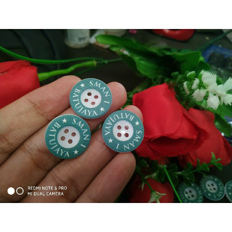 Jual Kancing Almamater Custom Nama 2cm | Shopee Indonesia
