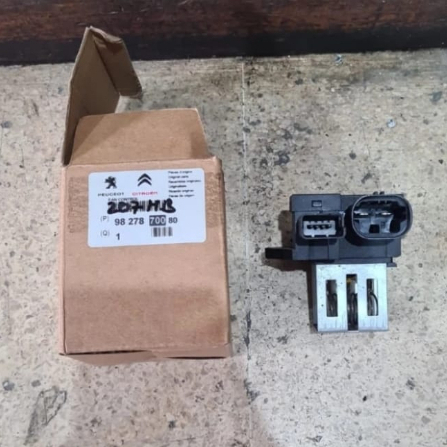 Jual relay fan Peugeot 207 sporty original astra | Shopee Indonesia