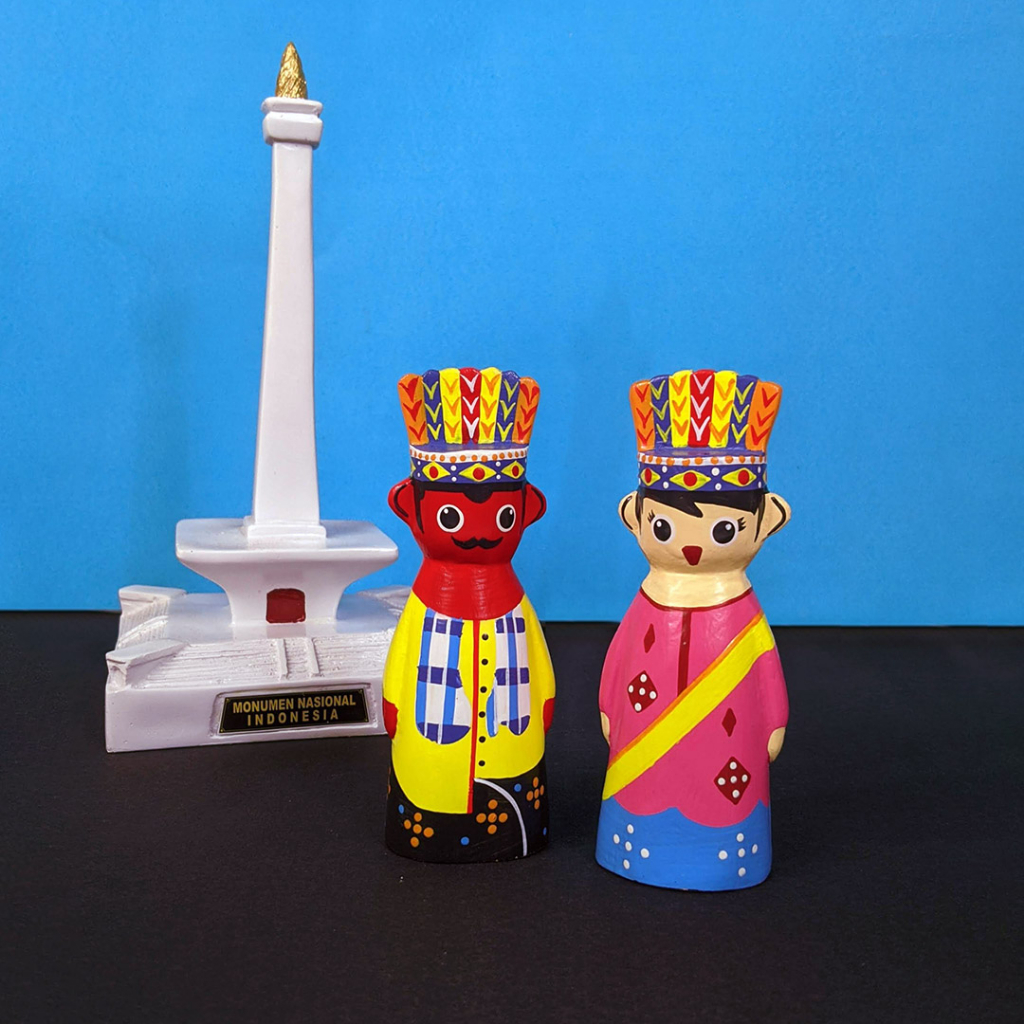 Jual Boneka patung Ondel ondel maninan apin muna kayu albasia | Shopee ...
