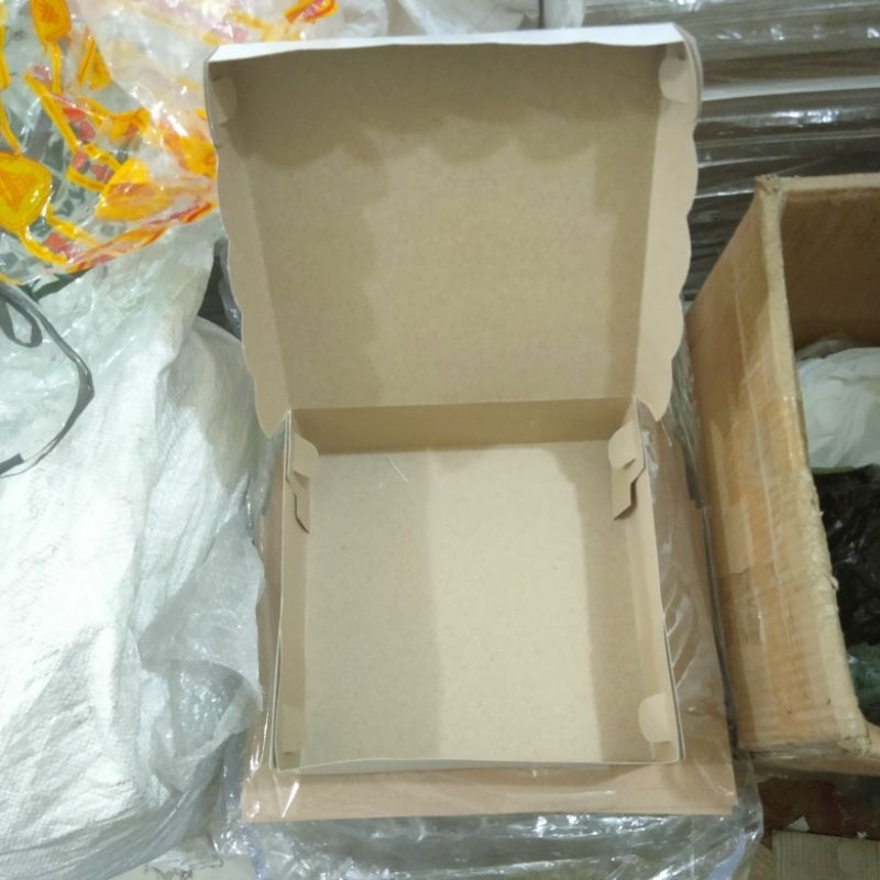 Jual Kardus Nasi ukuran 22 cm x 22 cm (Putih) | Shopee Indonesia