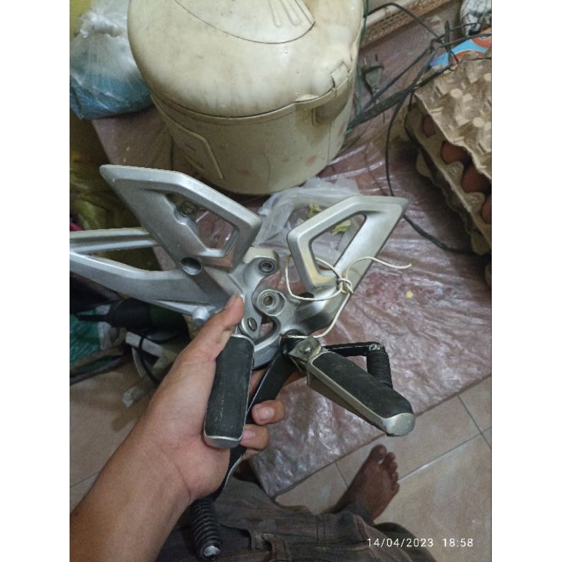 Jual step mt15 sesuai foto | Shopee Indonesia