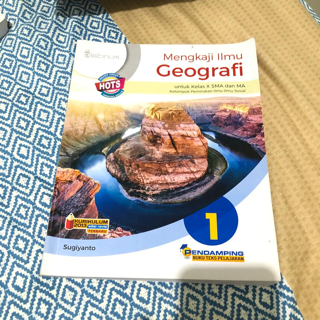 Jual Buku Ilmu Geografi Kelas X Sugiyanto Tiga Serangkai | Shopee Indonesia