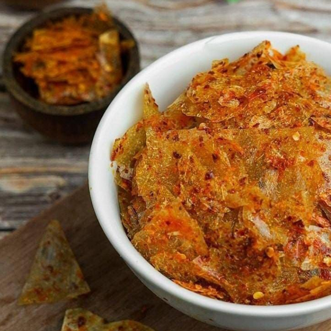 Jual kripik kaca dengan daun jeruk segar dan harum | kripca pedas gurih ...