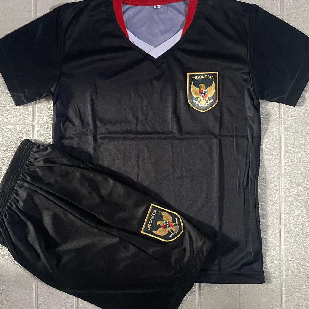 Jual Jersey Timnas INDONESIA HITAM untuk anak 7-15 tahun bisa custom ...
