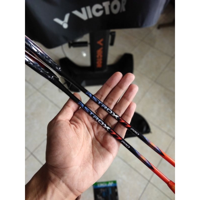 Jual Raket Badminton Yonex Astrox 77 Pro + BG 66 Ultimax/Exbolt 65 ...