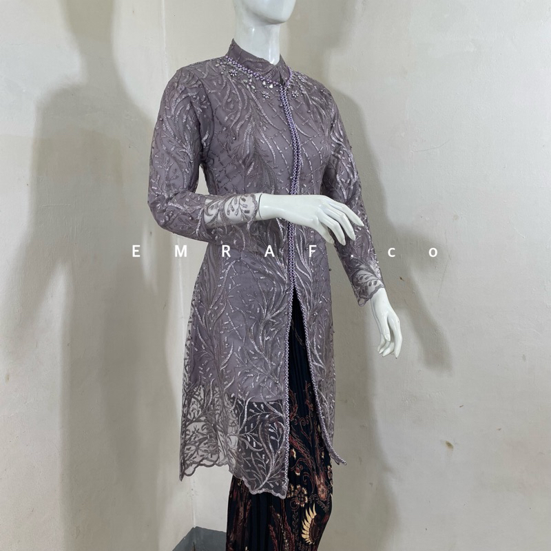 Jual kebaya tunik / kebaya sanghai tile / kebaya modern / kebaya kutubaru tile / kebaya tile ...