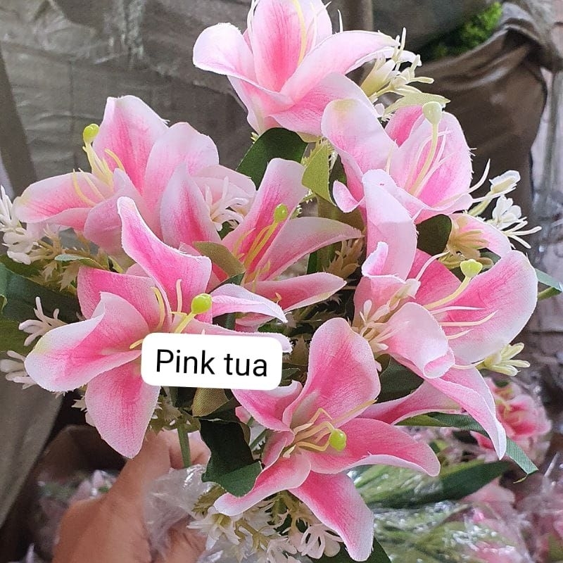 Jual Bunga lily artifisial per tangkai 1 bunga | Shopee Indonesia