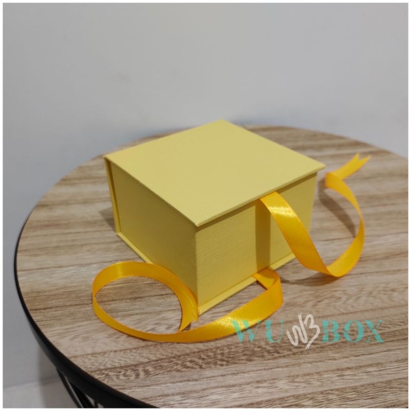 Jual KOTAK KADO PERSEGI JUMBO 30X30X10CM / GIFT BOX/SOUVENIR KOTAK ...