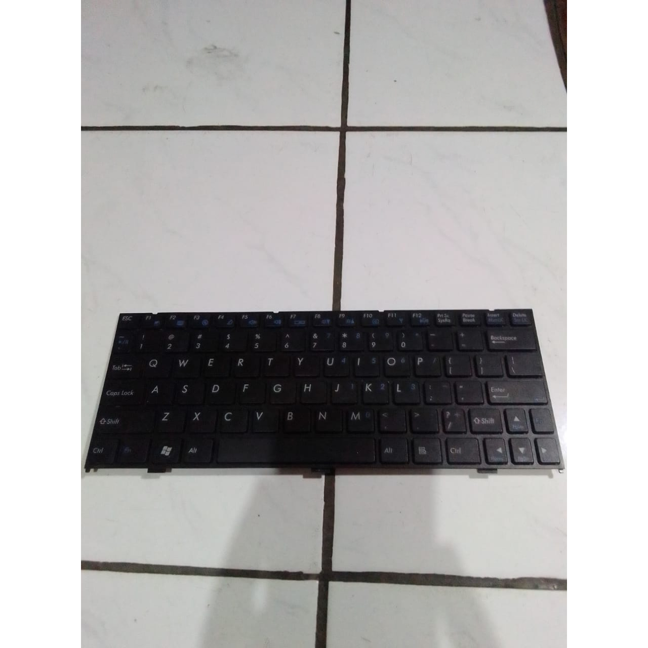 Jual Keyboard Netbook Axioo Pico DJ M110 Second Ori | Shopee Indonesia