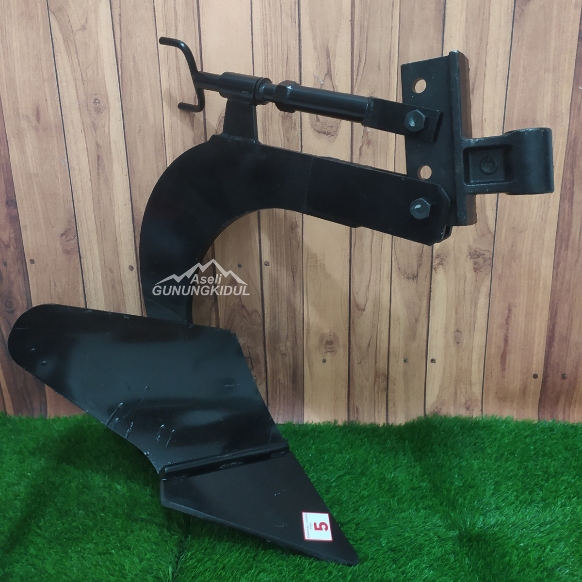 Jual Luku Bajak Singkal Traktor Quick - Plow Sub Group G1000, Boxer ...