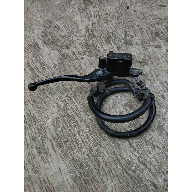 Jual Master rem set original copotan Megapro new/ Cb150r pnp all motor ...