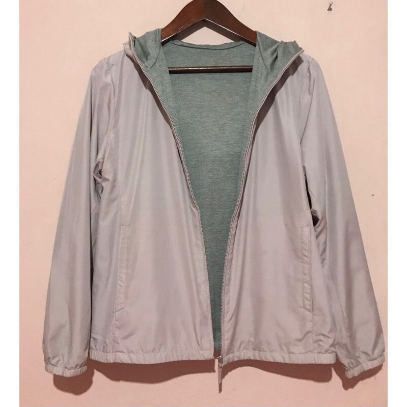 Jual Uniqlo Reversible Jacket | Shopee Indonesia