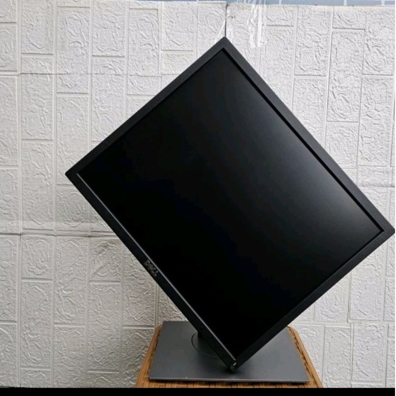 Jual MONITOR LED DELL 19 INCH KOTAK, HDMI, LAYAR VERTICAL, LIKE NEW ...
