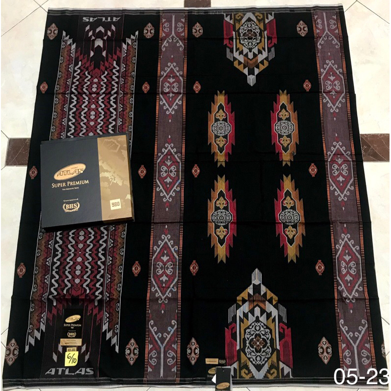 Jual Sarung Atlas Super Premium 950 & 980 Gold | Shopee Indonesia