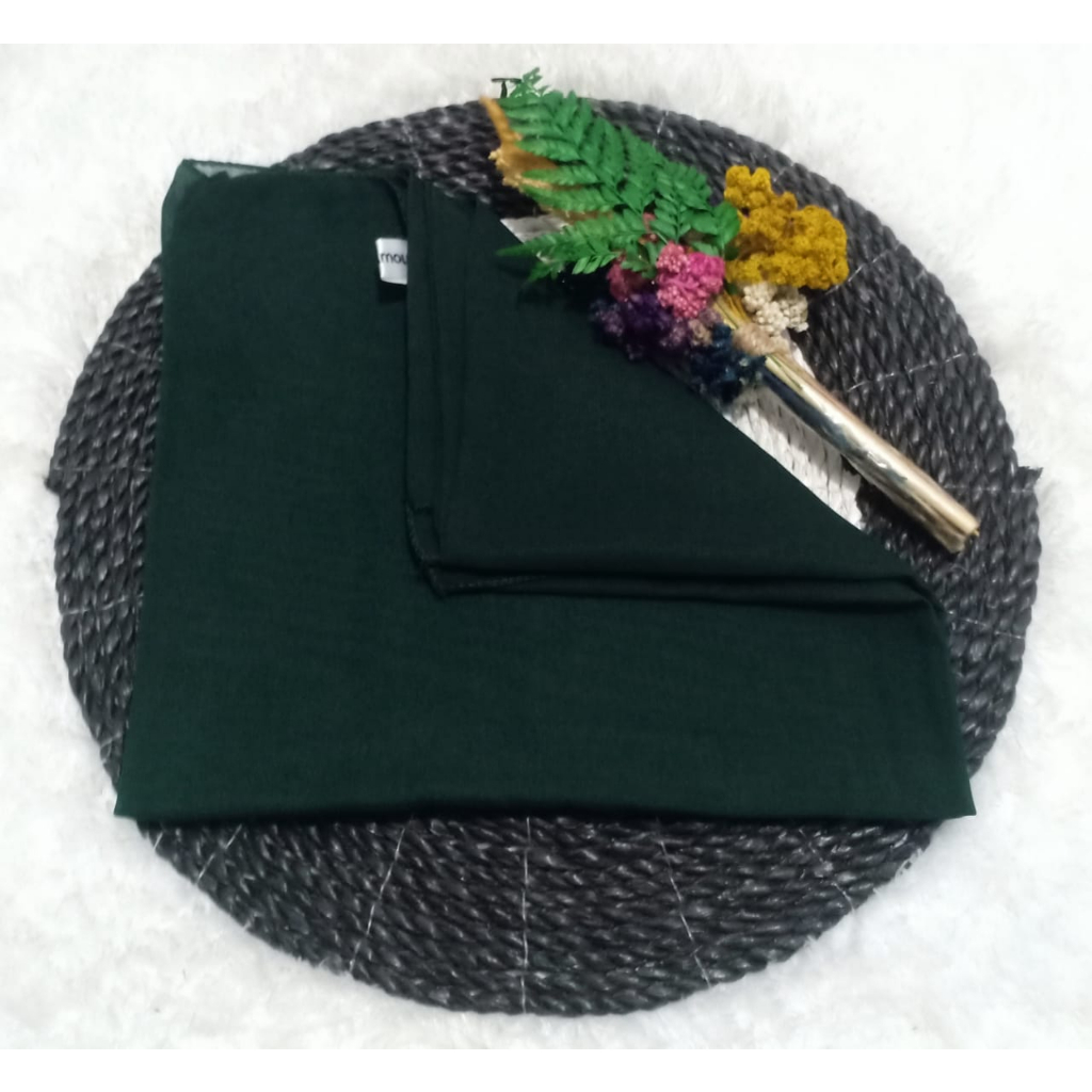 Jual SEGI EMPAT BELLA SQUARE || Jilbab Bella squer polycotton 110x110 ...