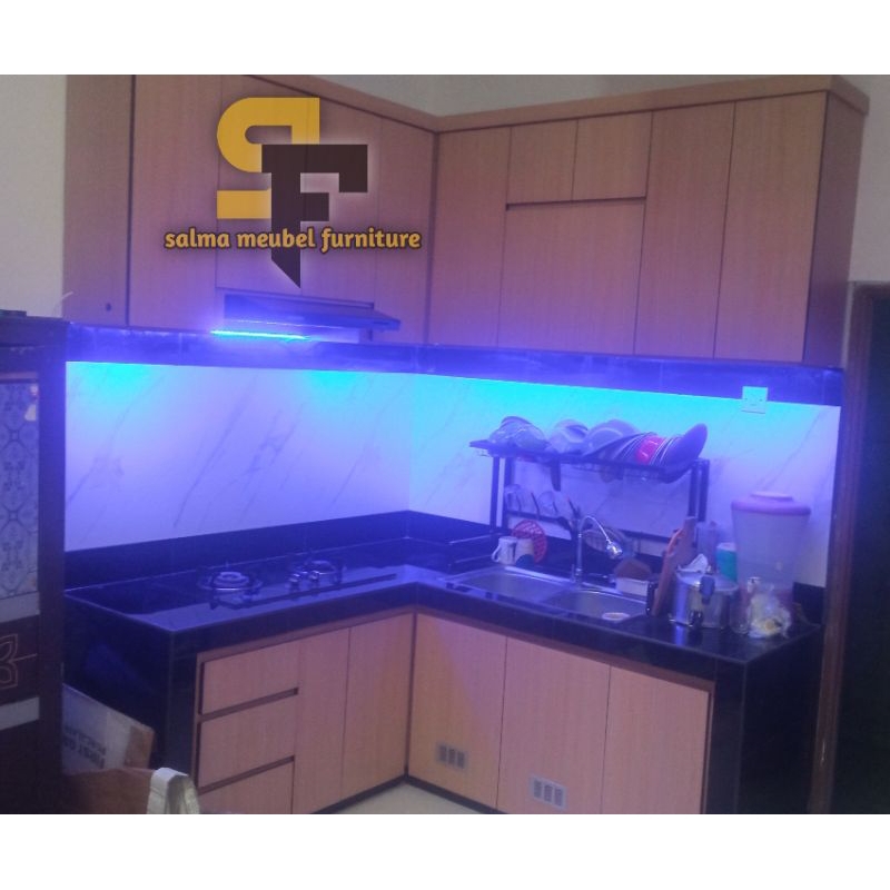 Jual Kitchen Set Atas Pintu Kitchen Set Minimalis rak Dapur serbaguna ...