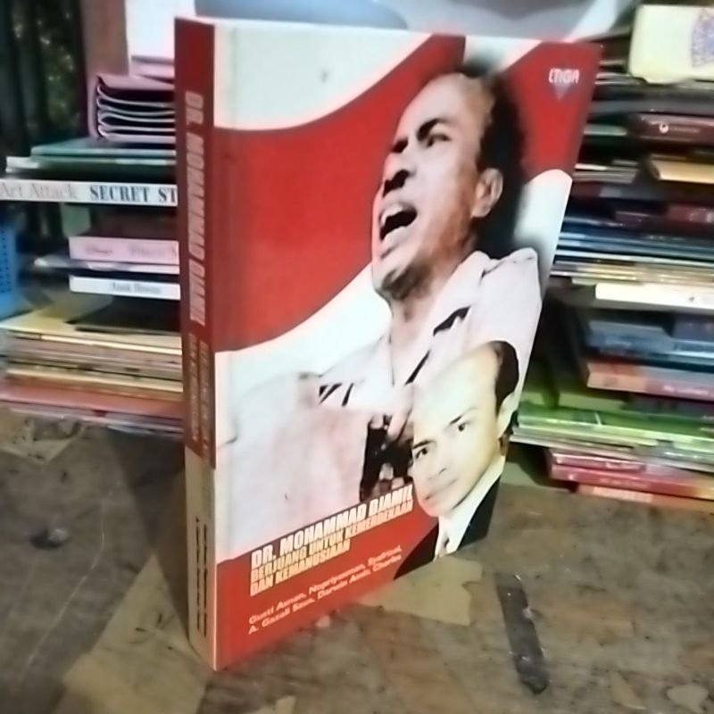Jual DR MOHAMMAD DJAMIL Berjuang untuk Kemerdekaan dan Kemanusiaan ...