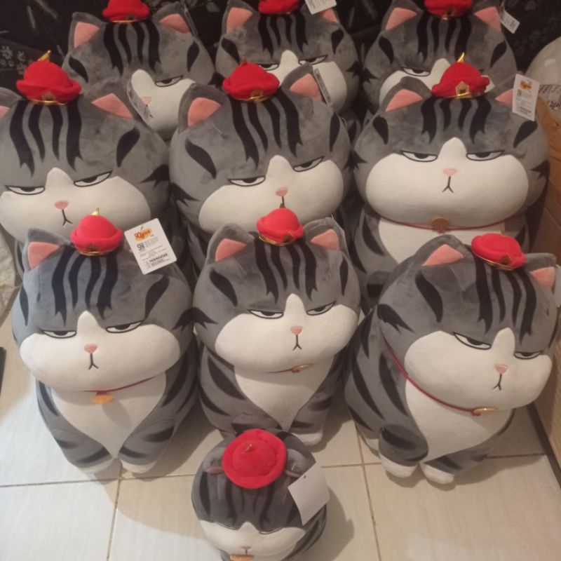 Jual Boneka Furyu Cat Kucing Mahkota 50cm kado hadiah anak kekasih ...