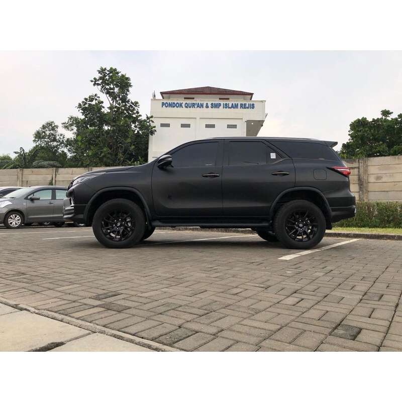 Jual sticker velg fortuner gr | Shopee Indonesia
