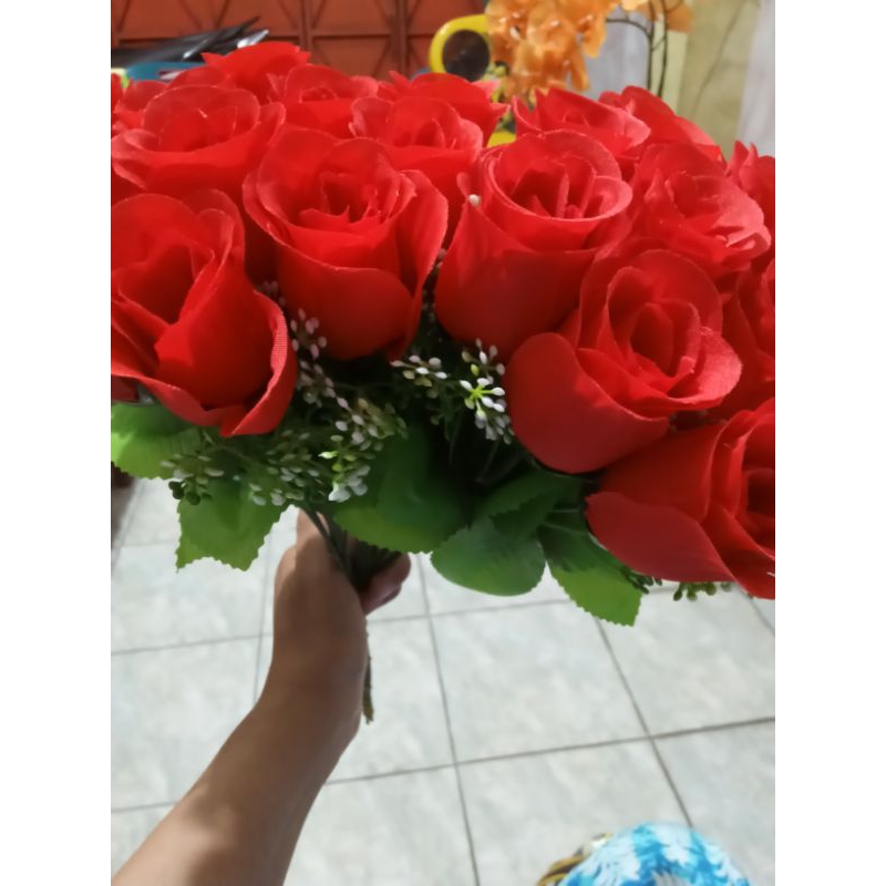 Jual bunga Mawar Tangkaian Premium Panjang 36 cm | Shopee Indonesia