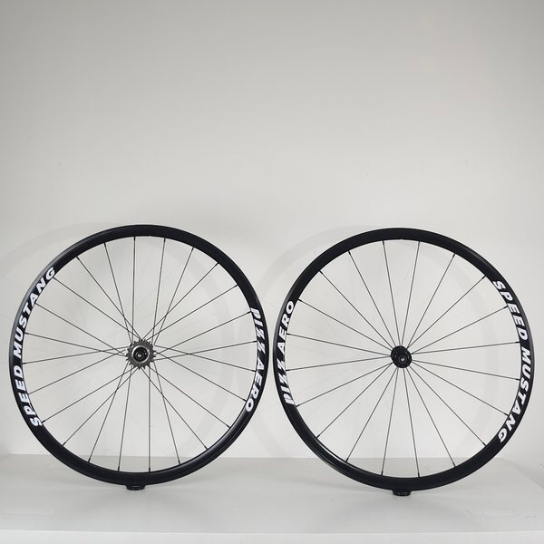 Jual PIZZ AERO SPEED MUSTANG Wheelset 20H 24H BLACK | Shopee Indonesia
