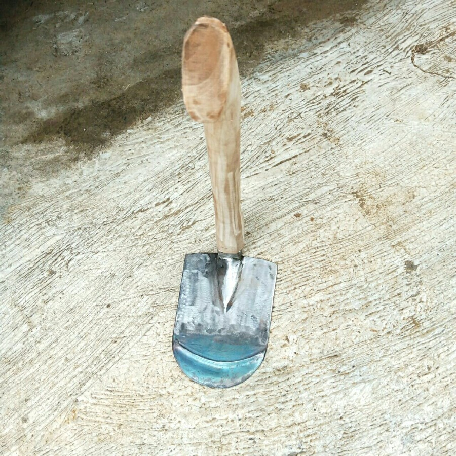 Jual Cangkul Pacul Tanah anti lengket Size 18 in doran kayu jati ...