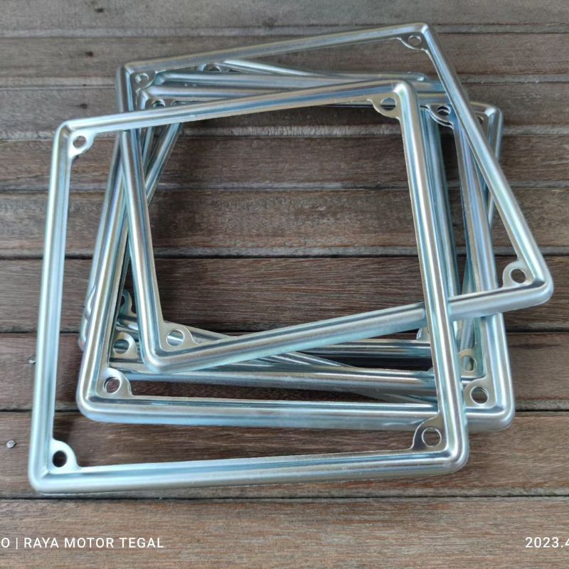 Jual Frame plat nomor vespa model sip | Shopee Indonesia
