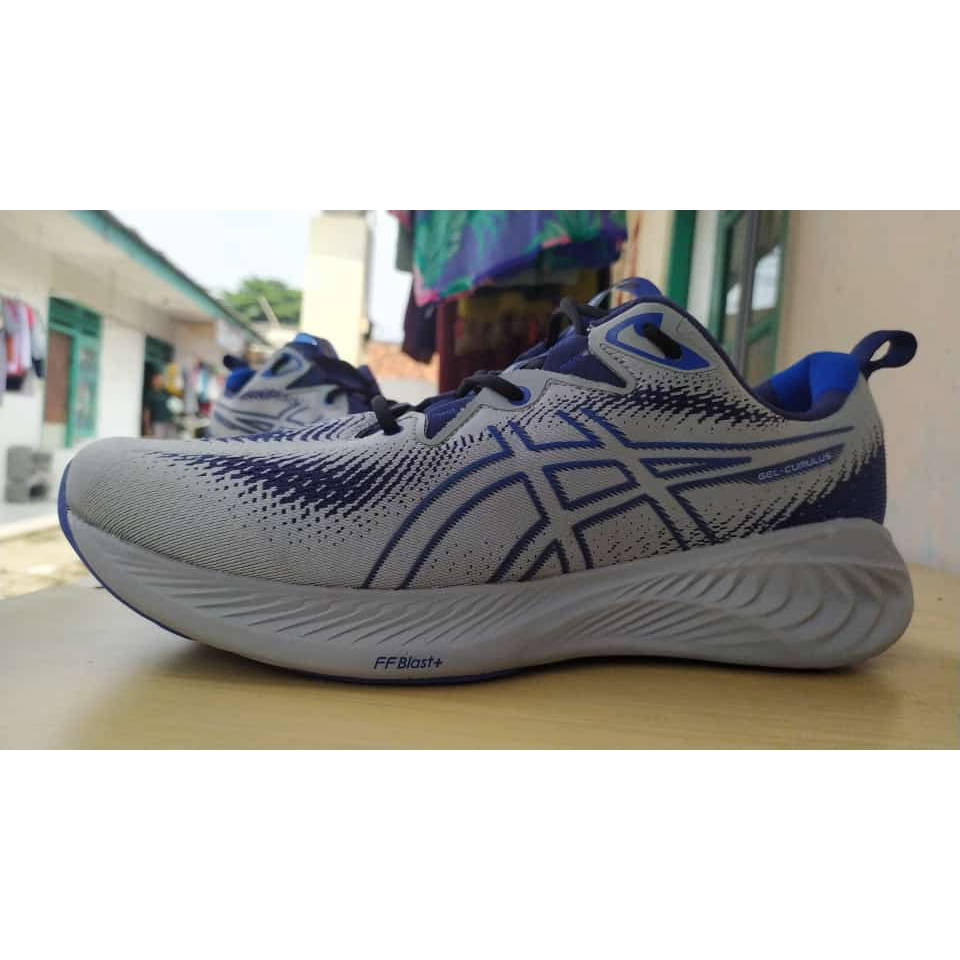 Jual Sepatu Voli / Badminton BIG SIZE 49 50 Original Gel Cumulus Ukuran ...