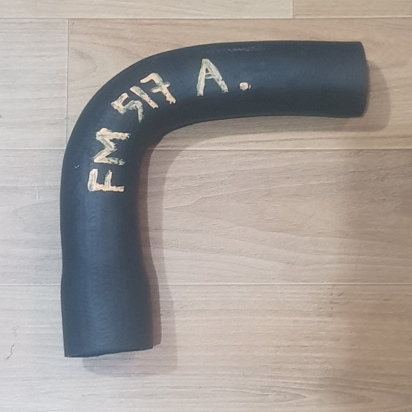 Jual SELANG RADIATOR FUSO FM516 FM517 FN527 ATAS MC-410500 | Shopee ...