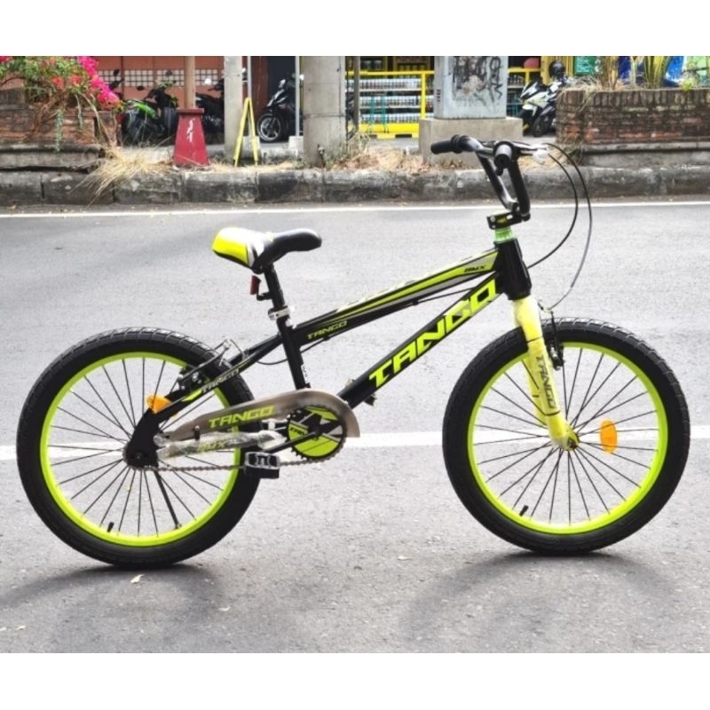 Jual SEPEDA ANAK BMX TANGO 20 INCH BAN JUMBO | Shopee Indonesia