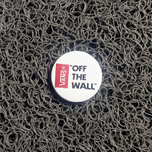 Jual PIN BROSH/PIN EMBLEM BAND MUSIK/BRAND UKURAN 2,5mm | Shopee Indonesia