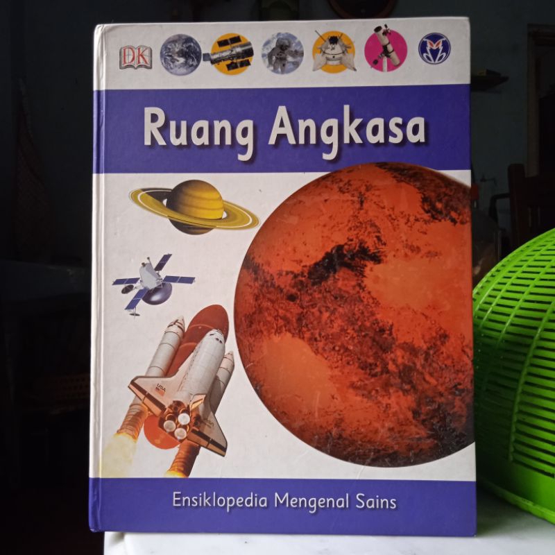 Jual DK: RUANG ANGKASA (Ensiklopedia Mengenal Sains) | Shopee Indonesia