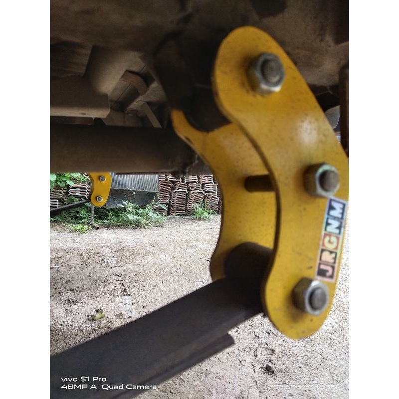 Jual ANTING PENINGGI PER DAUN KIJANG KOTAK, CARRY, T120SS, JIMNY ...