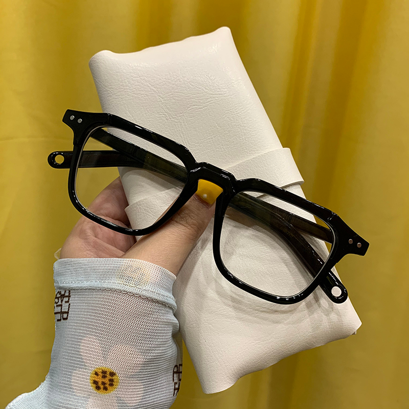 Jual Kacamata Hitam Candy Persegi Wanita Dan Pria Warna Optik Anti ...