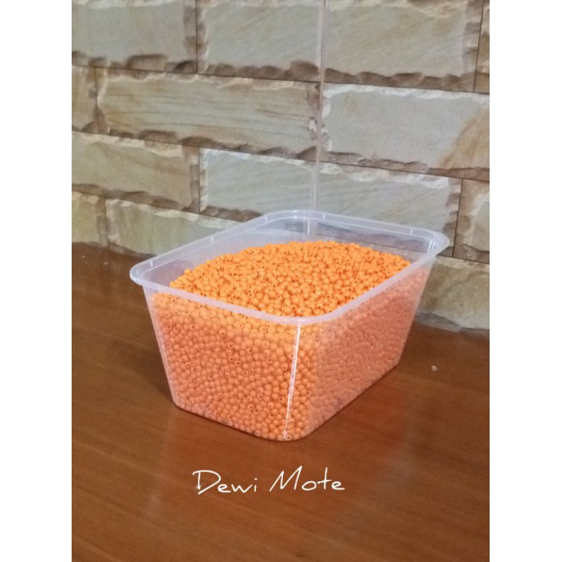 Jual [15 gram] Manik Mote Kapur Susu 4 mm isi + 500 butir - warna seri1 | Shopee Indonesia