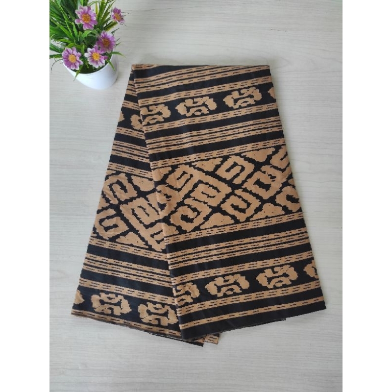 Jual KAIN BATIK 2MTR MOTIF SONGKET MONOKROM | Shopee Indonesia