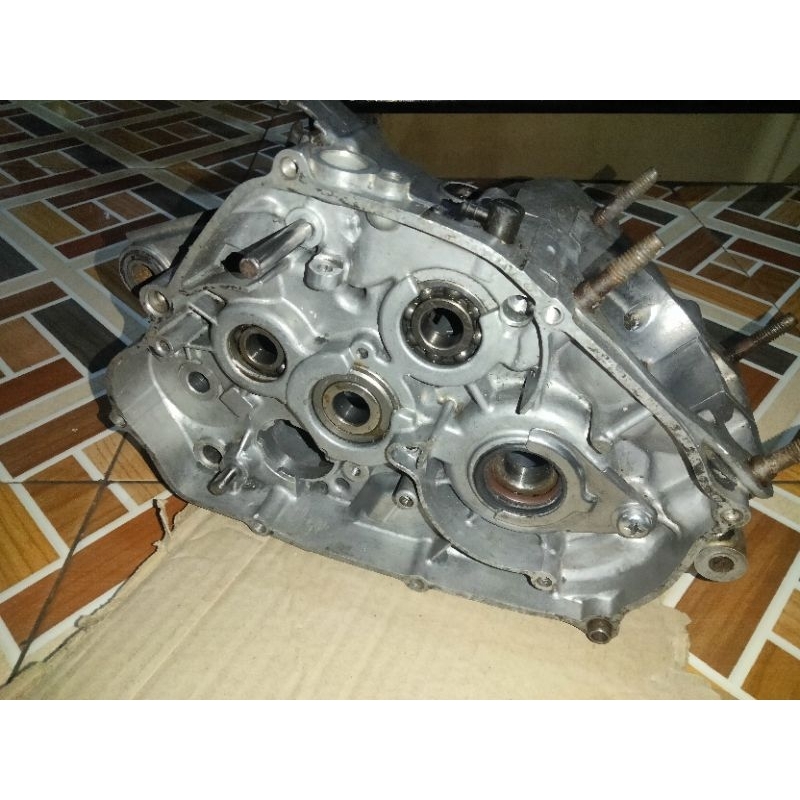 Jual crankcase Yamaha RXZ-RZR original second copotan | Shopee Indonesia