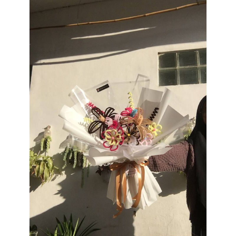 Jual BUKET KAWAT BULU | PIPE CLEANER BOUQET | KAWAT BULU MERCY | Shopee ...