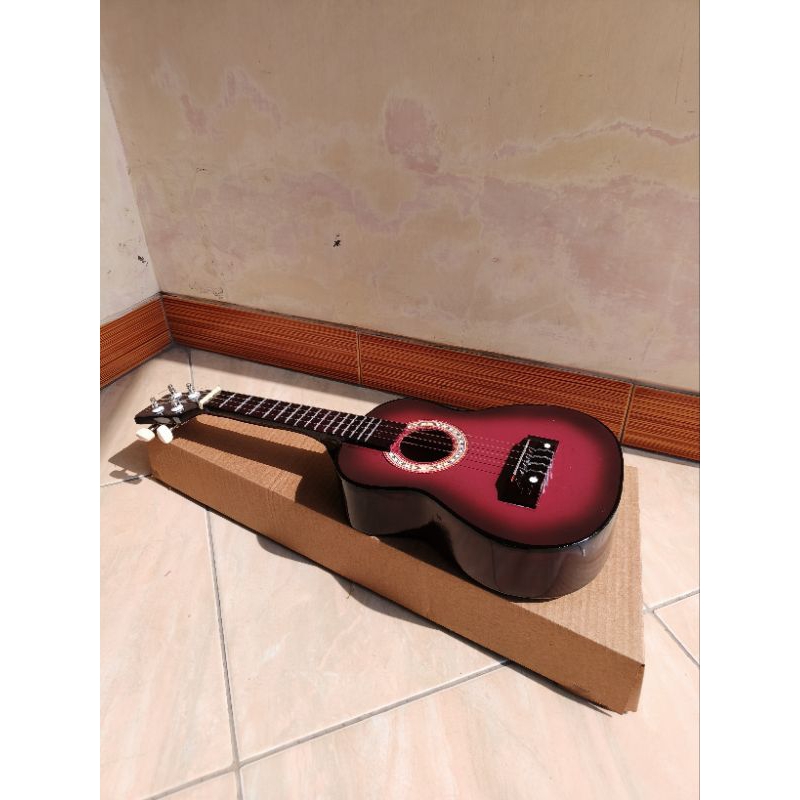 Jual Ukulele Kencrung 4 Senar - Misty Maroon | Shopee Indonesia