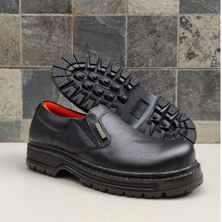 Jual SEPATU SAFETY SHOES LOW CUT BOOTS PENDEK SLIP ON KULIT SAPI ASLI ...