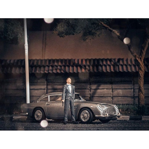 Jual Miniature Figure JAMES BOND 007 1/64 HO diorama for diecast ...