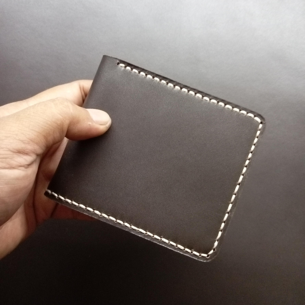 Jual Dompet Pria Kulit Sapi Ukuran Standar Warna Coklat Tua Bisa Grafir ...
