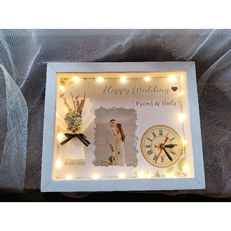 Jual hadiah wedding/ultah frame box jam | Shopee Indonesia