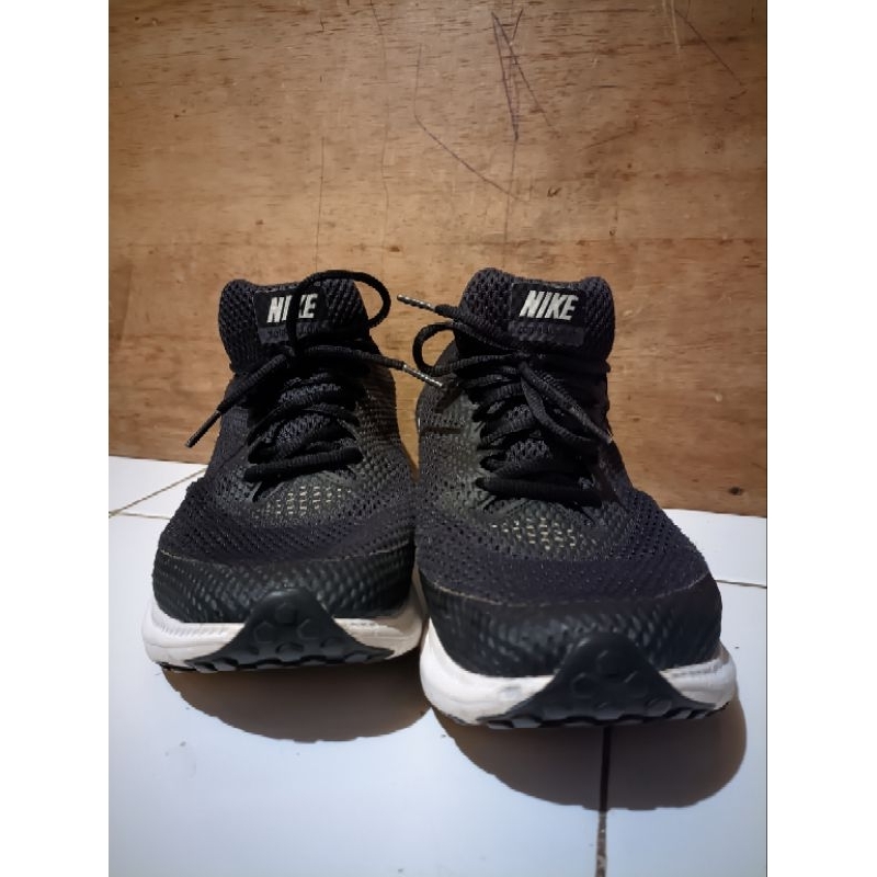 Jual sepatu n*ke second | Shopee Indonesia