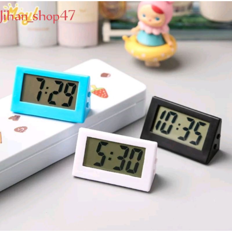 Jual Jam Simpel Mini LCD Digital Dekorasi Meja Dashboard | Shopee Indonesia