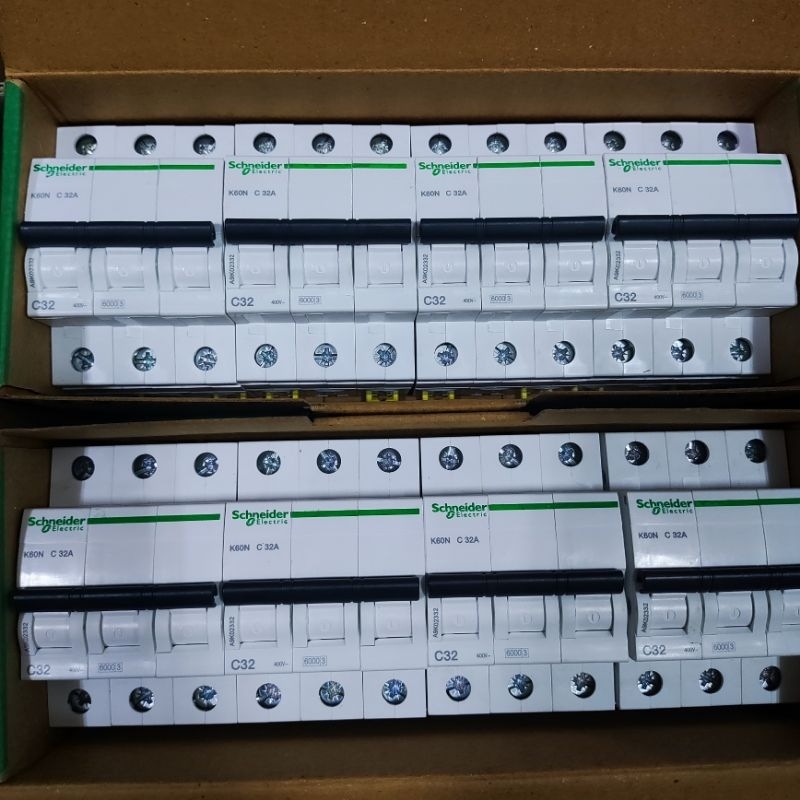 Jual MCB K60N 3P 6A 10A 16A 20A 32A 40A 6KA SCHNEIDER | Shopee Indonesia