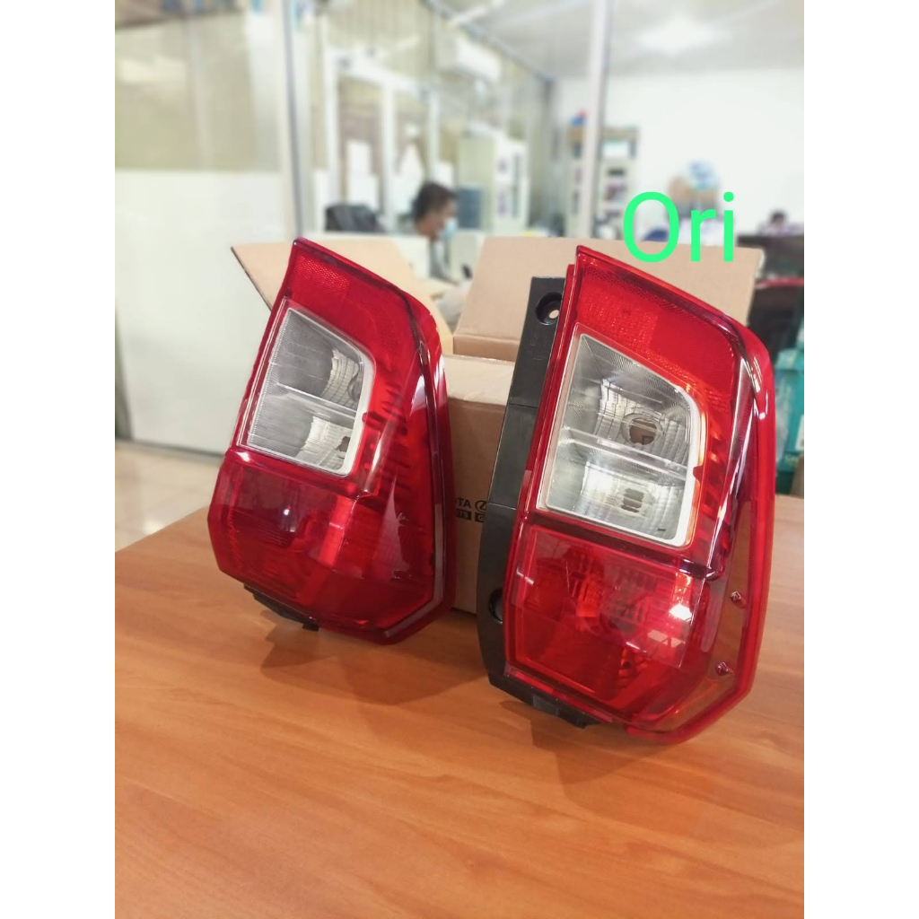 Jual STOP LAMP LAMPU BELAKANG SOCKET + BULB SIGRA CALYA 2016-2025 ...